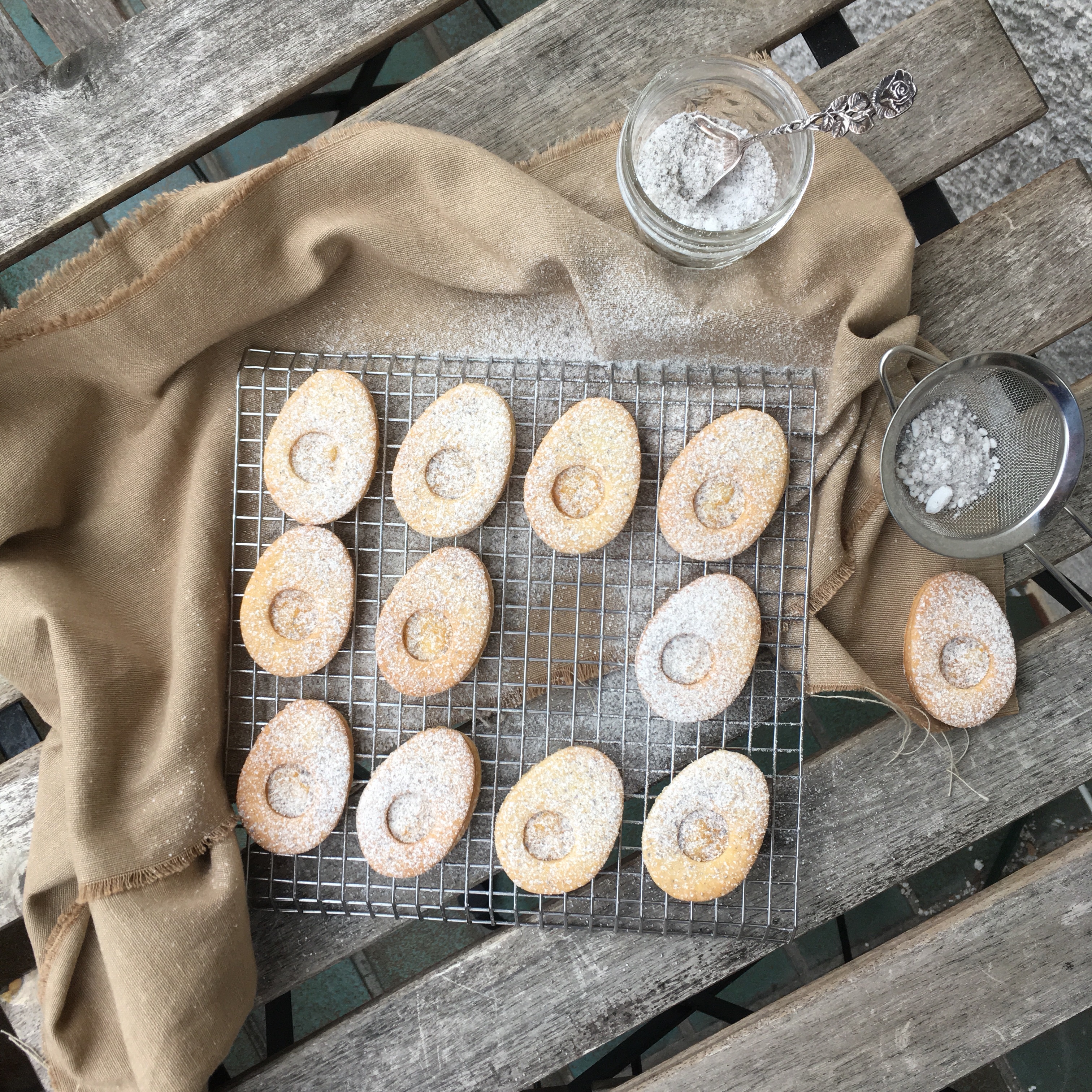 Osterei Plätzchen mit Lemon Curd 🍋 – sabrinakocht