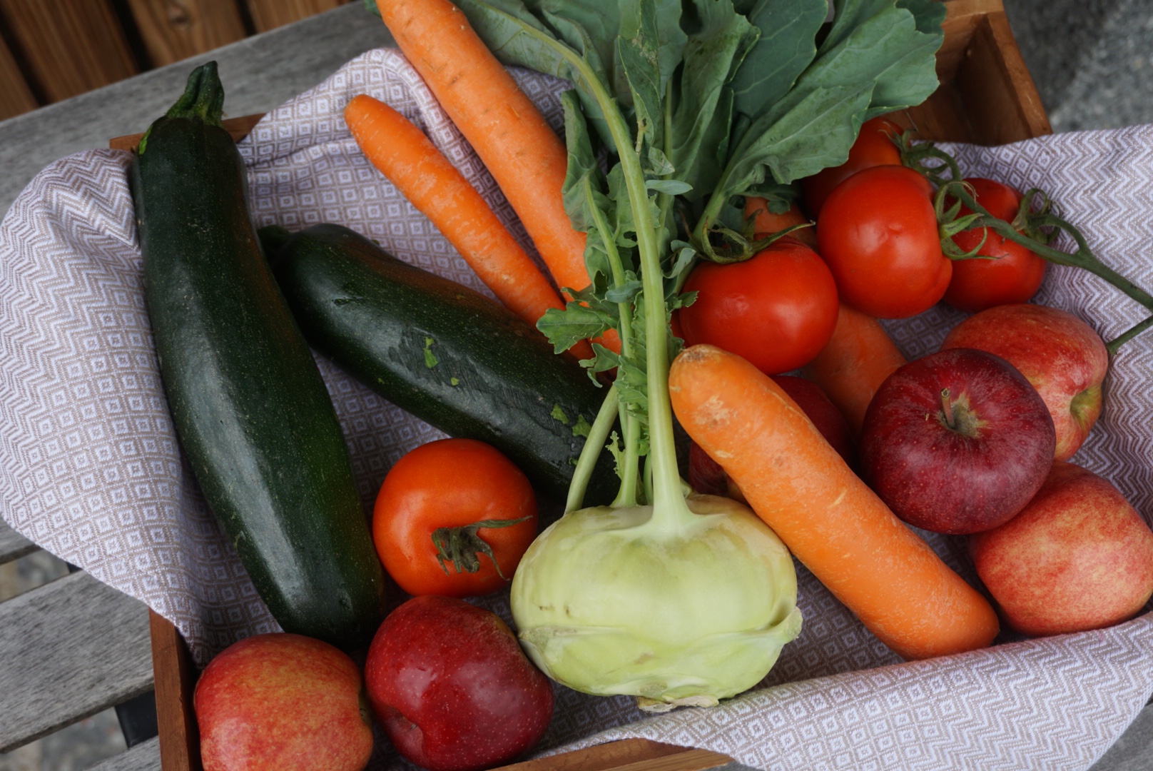 Apfel Topfen Streuselkuchen – sabrinakocht